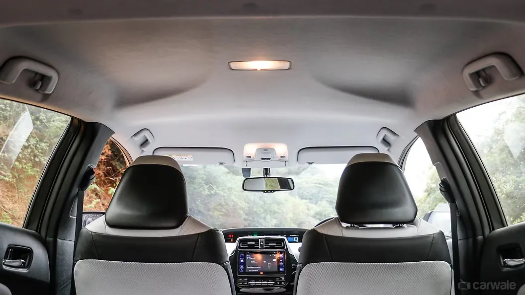 Prius Interior Image, Prius Photos in India - CarWale