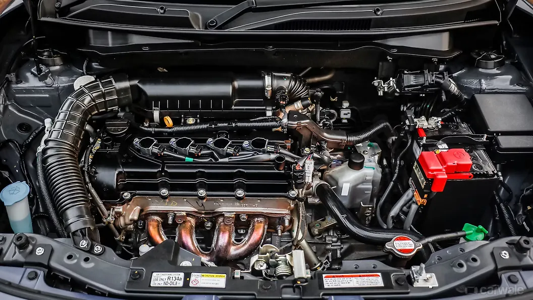 Dzire [2017-2020] Engine Bay Image, Dzire [2017-2020] Photos in India ...