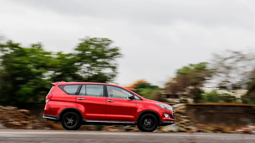 Innova Crysta [2016-2020] Exterior Image, Innova Crysta [2016-2020 ...