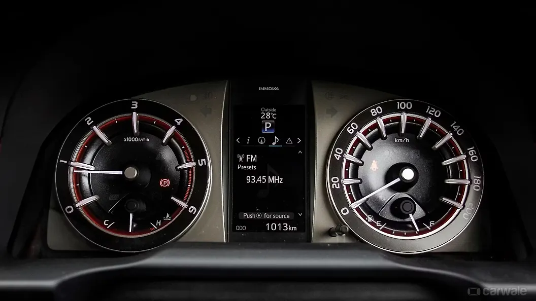 Innova Crysta [2016-2020] Instrument Panel Image, Innova Crysta [2016 ...