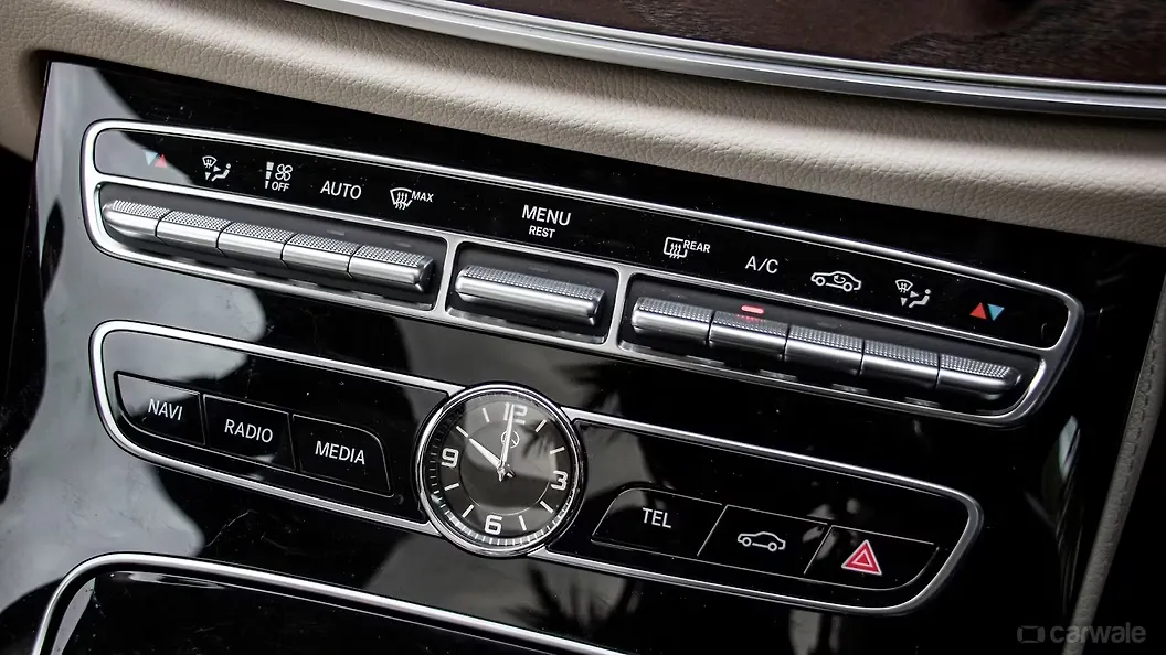E-Class Dashboard Image, E-Class Photos in India - CarWale