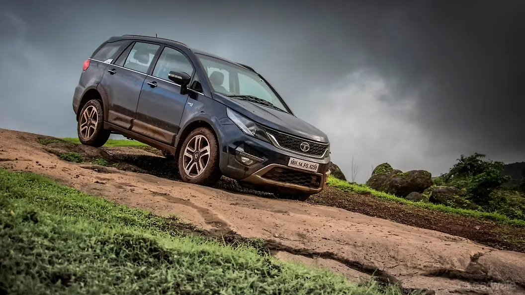 Hexa Exterior Image, Hexa Photos in India - CarWale