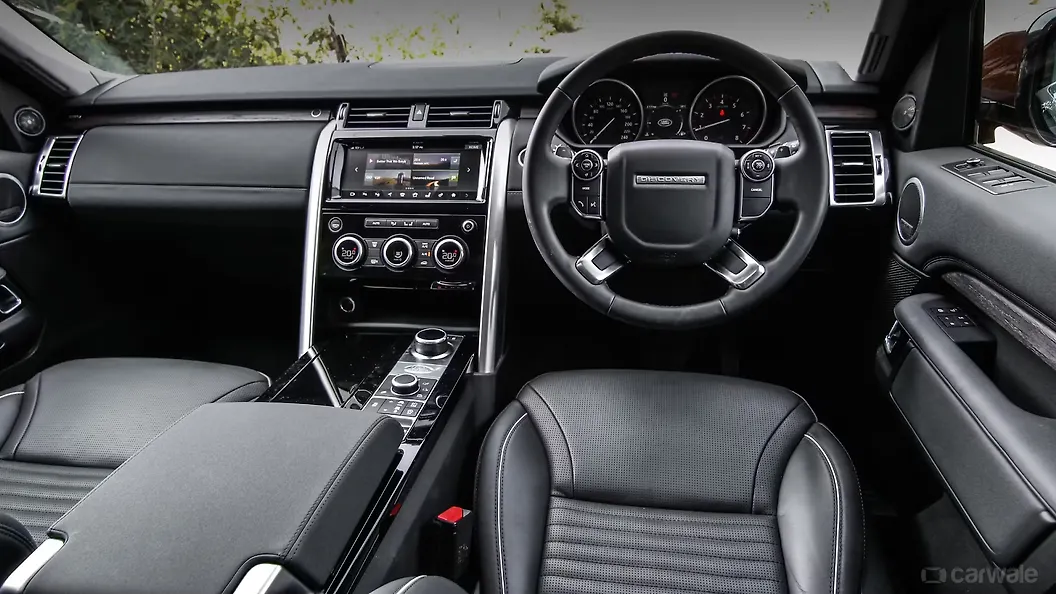 Discovery Interior Image, Discovery Photos in India - CarWale