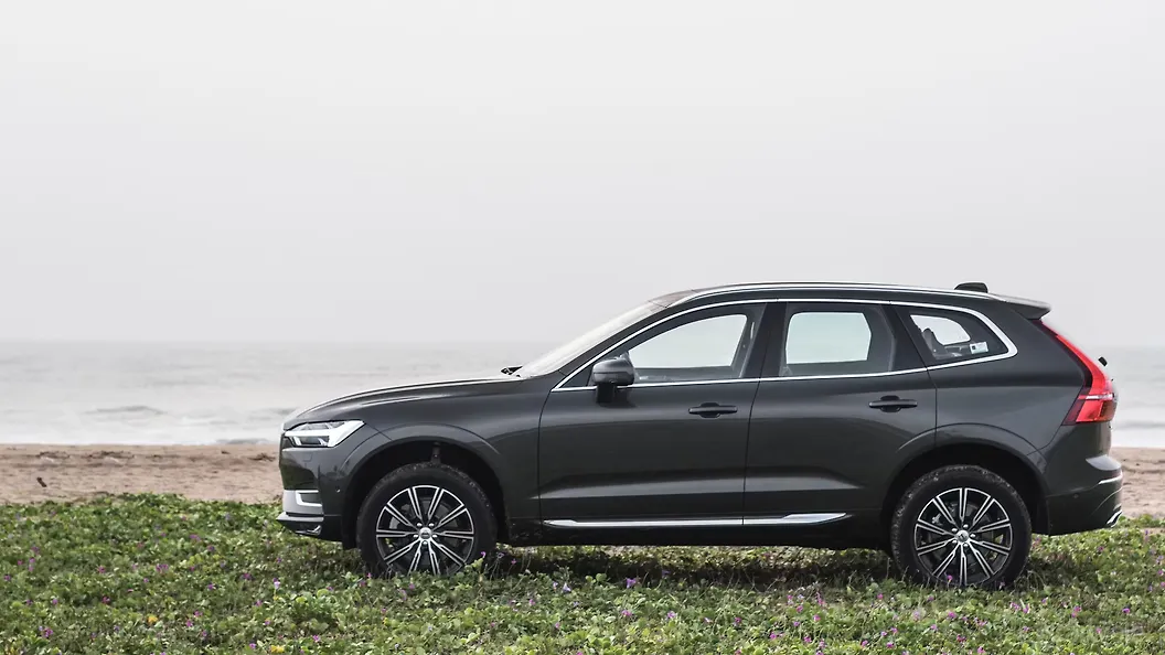 XC60 [2017-2021] Exterior Image, XC60 [2017-2021] Photos in India - CarWale