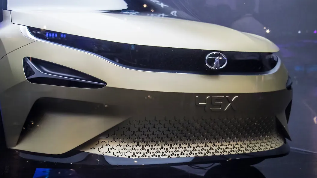 Tata Altroz Photo, Tata 45X Exterior Image - CarWale