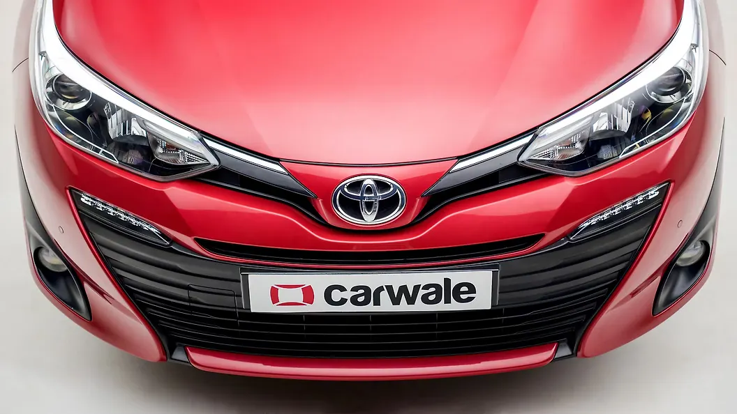 Toyota Yaris Photo, Front Grille Image - CarWale