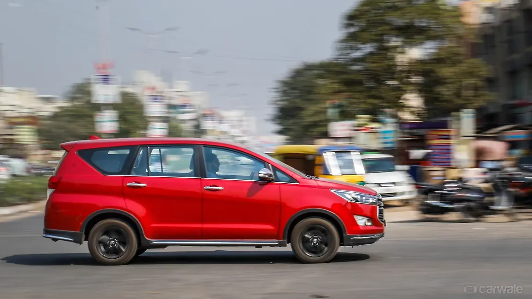 Innova Crysta [2016-2020] Exterior Image, Innova Crysta [2016-2020 ...