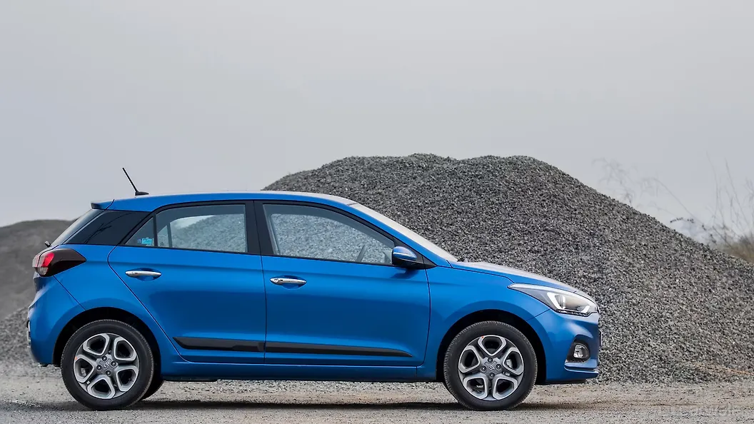 Hyundai Elite i20 [2018-2019] Images, Interior & Exterior Photo Gallery ...