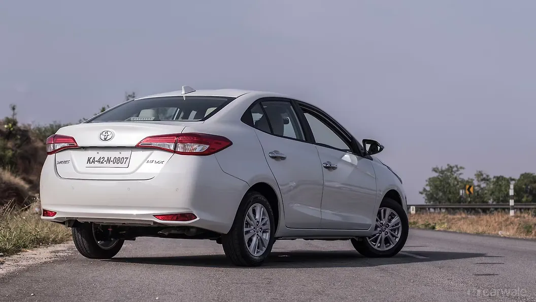 Yaris Exterior Image, Yaris Photos in India - CarWale