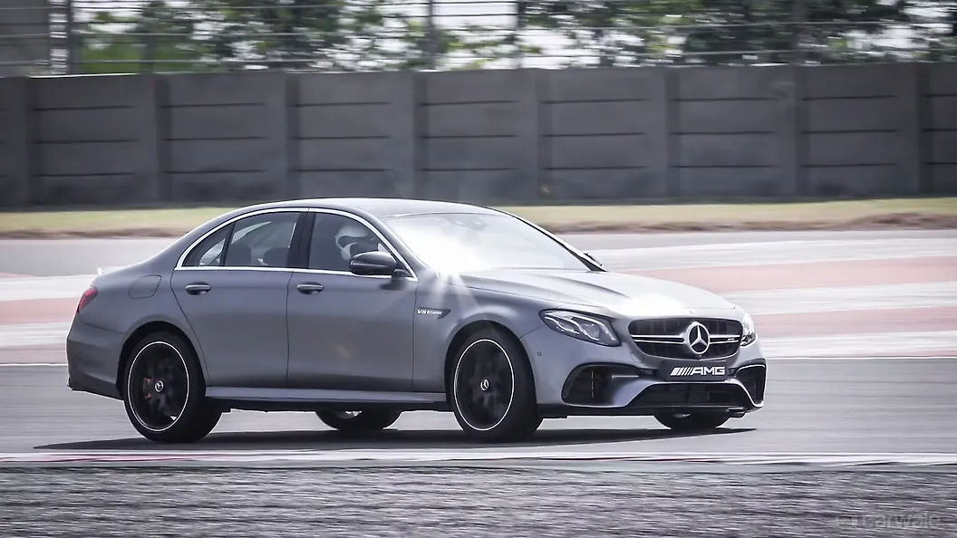 E-Class Exterior Image, E-Class Photos in India - CarWale