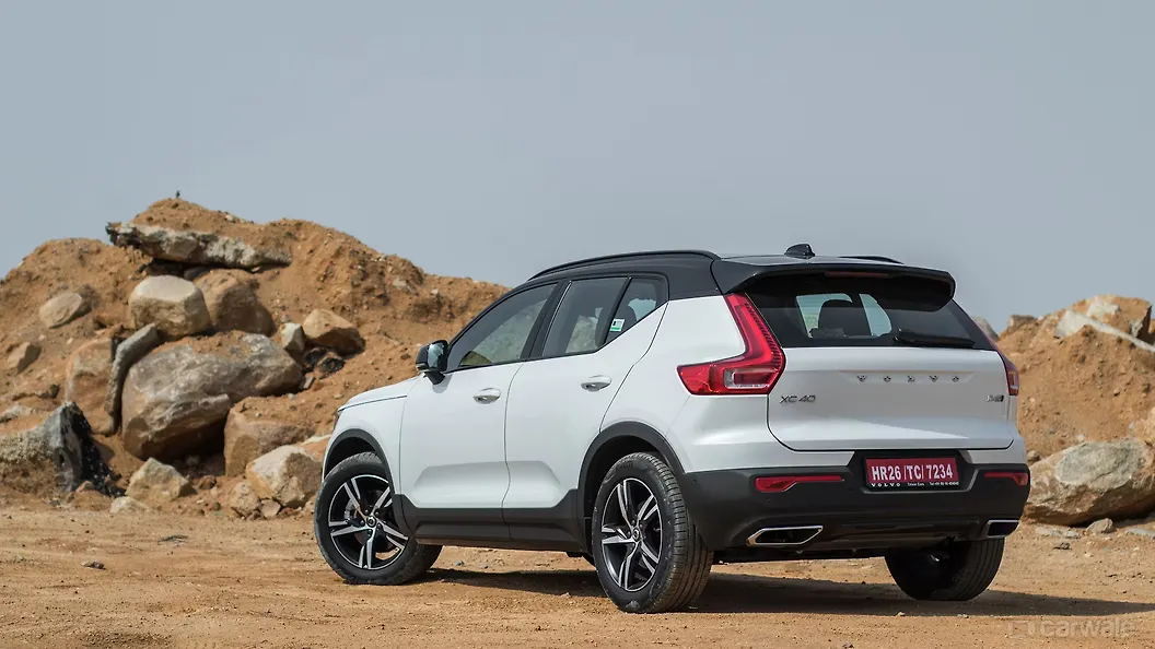 Volvo XC40 Photo, Rear view Image - CarWale