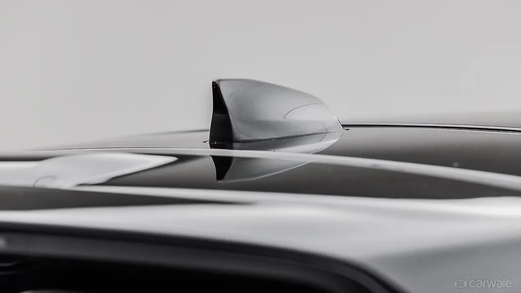 Range Rover Sport Antenna Image, Range Rover Sport Photos in India ...