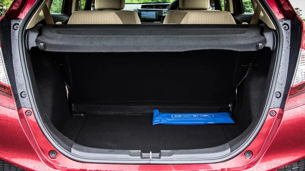 Jazz Interior Image, Jazz Photos in India - CarWale