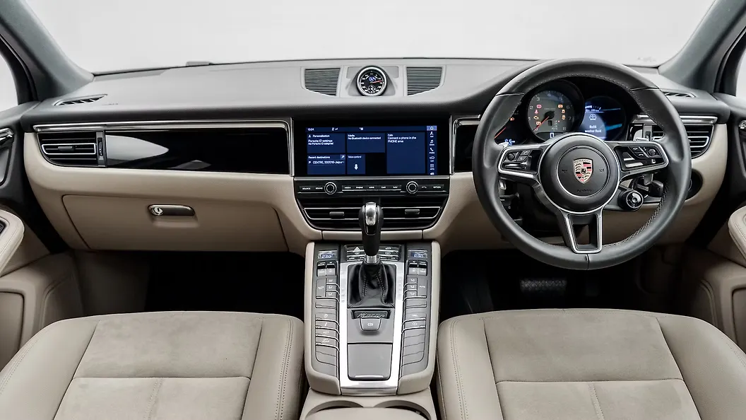 Porsche Macan Photo, Dashboard Image - CarWale