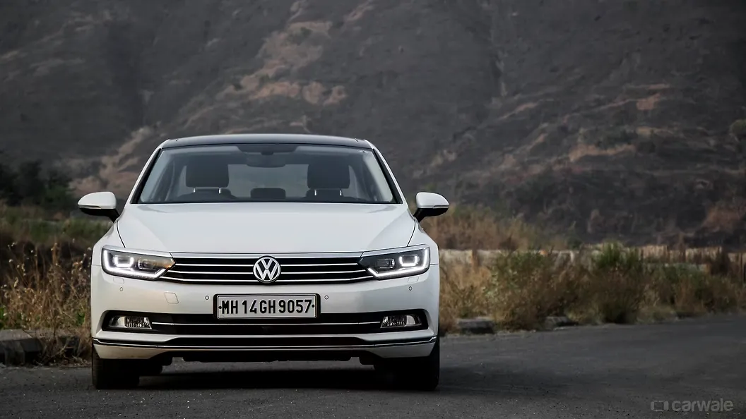 Passat Exterior Image, Passat Photos in India - CarWale