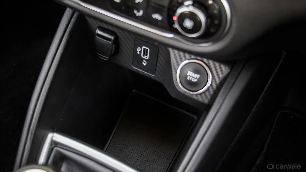Kicks Interior Image Kicks Photos In India Carwale