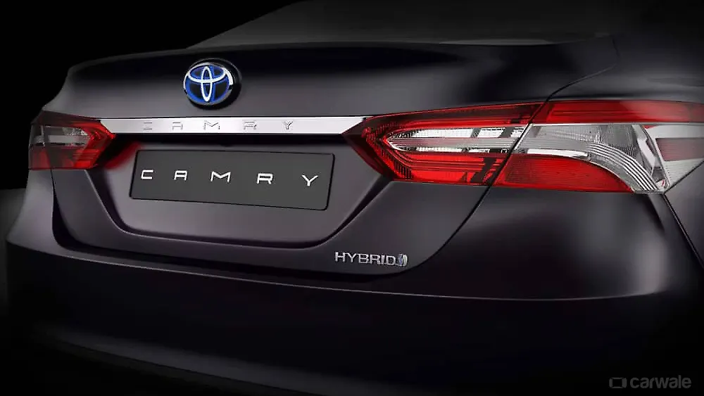 Camry Second Row Seats Image, Camry Photos in India - CarWale