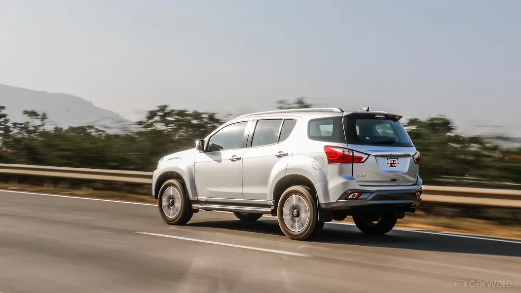 MU-X Exterior Image, MU-X Photos in India - CarWale