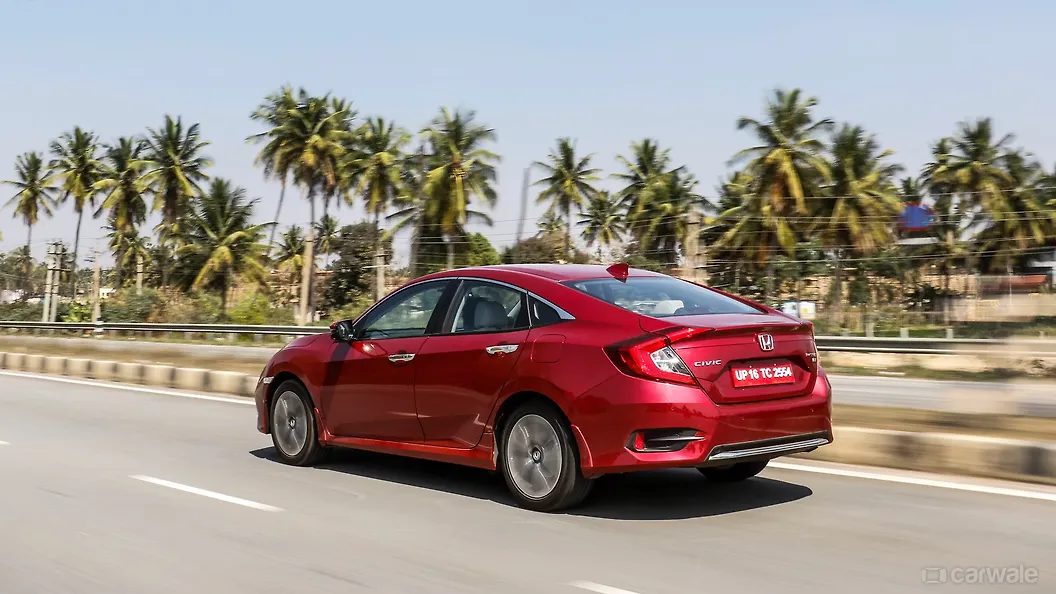 Civic Exterior Image, Civic Photos in India - CarWale