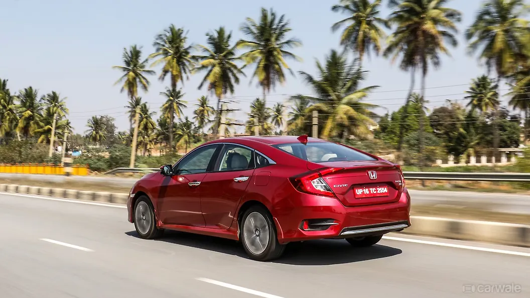Civic Exterior Image, Civic Photos in India - CarWale
