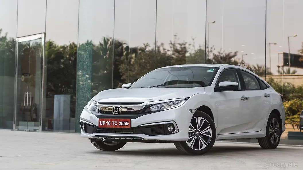 Civic Exterior Image, Civic Photos in India - CarWale