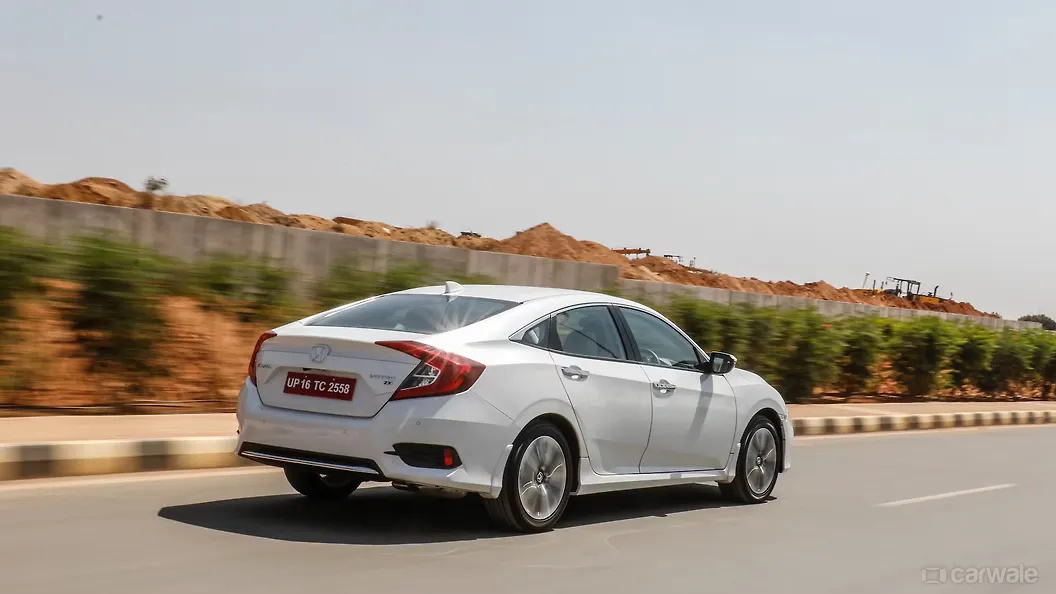 Civic Exterior Image, Civic Photos in India - CarWale