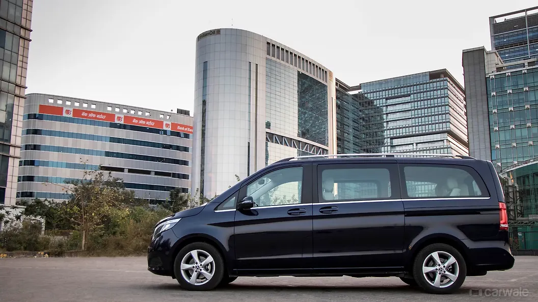V-Class Exterior Image, V-Class Photos in India - CarWale