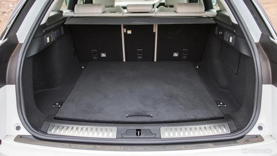 Range Rover Velar Interior Image, Range Rover Velar Photos in India ...