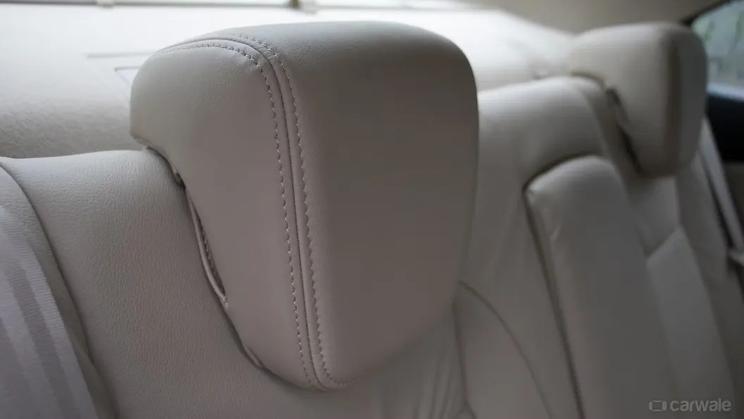 Ciaz Interior Image, Ciaz Photos in India - CarWale