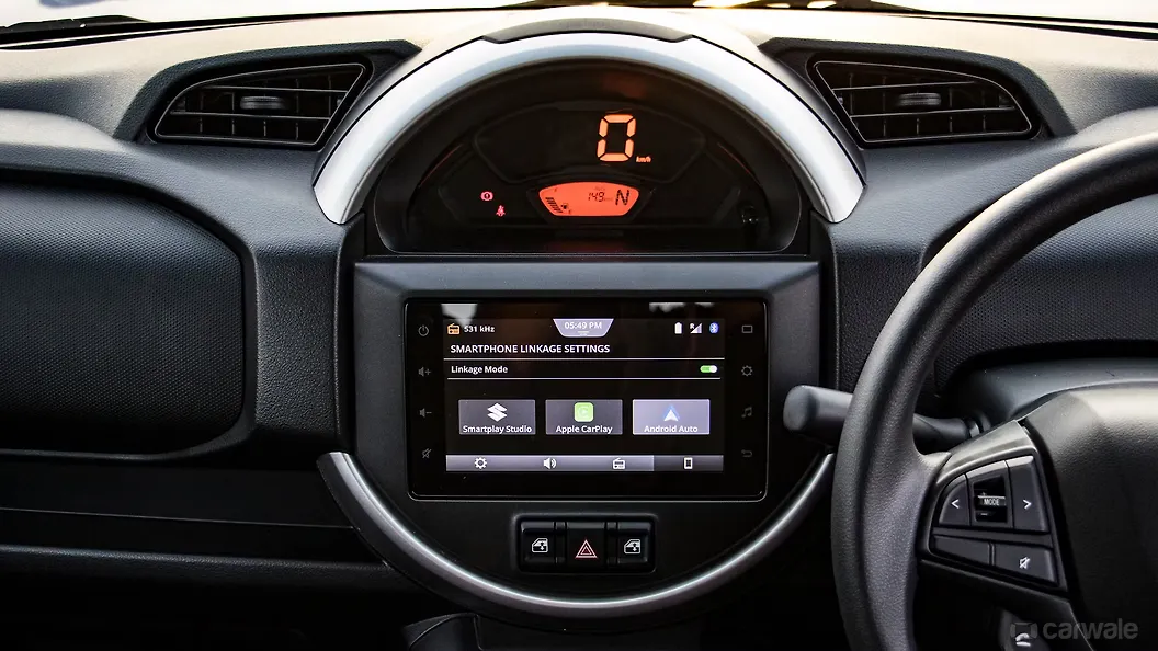 S-Presso Interior Image, S-Presso Photos in India - CarWale