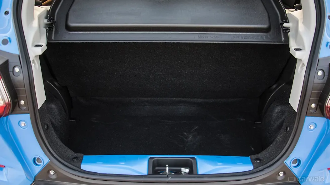 S-Presso Interior Image, S-Presso Photos in India - CarWale