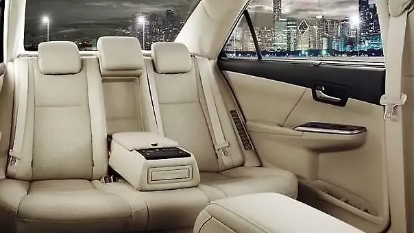 Toyota Camry [2015-2019] Images, Interior & Exterior Photo Gallery ...