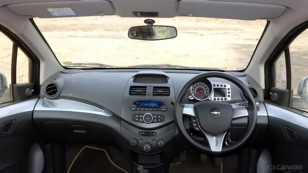 Beat [2014-2016] Interior Image, Beat [2014-2016] Photos in India - CarWale