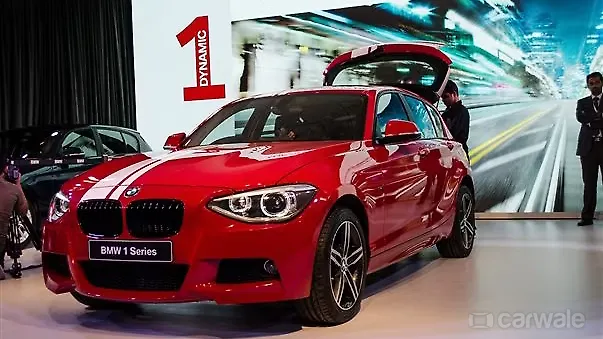 1 Series Front View Image, 1 Series Photos in India - CarWale