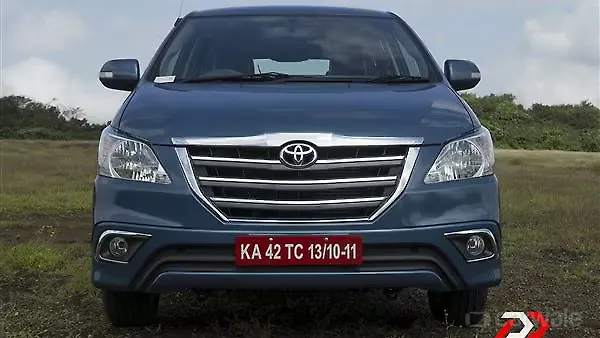 Innova [2013-2014] Front View Image, Innova [2013-2014] Photos in India ...