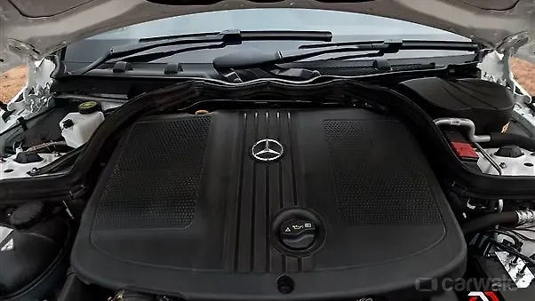 C-Class [2011-2014] Engine Bay Image, C-Class [2011-2014] Photos in ...