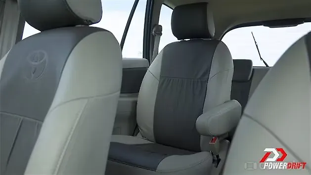 Innova [2013-2014] AC Console Image, Innova [2013-2014] Photos in India ...