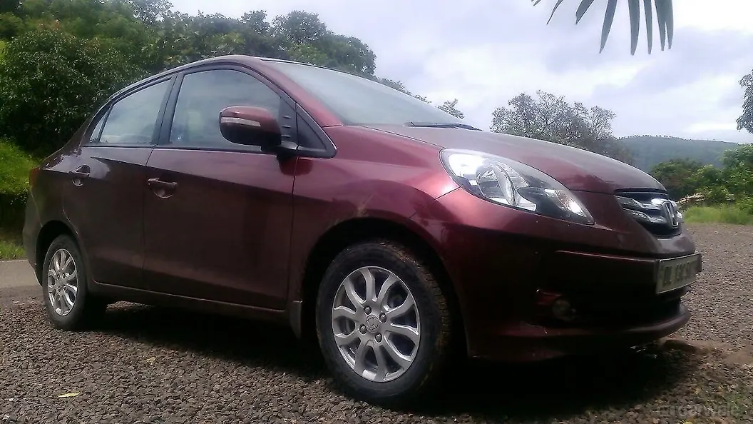 Amaze [2013-2016] Front View Image, Amaze [2013-2016] Photos in India ...