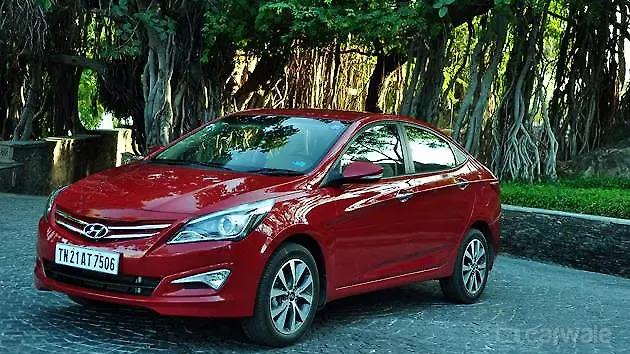 Fluidic Verna 4S [2015-2016] Left Front Three Quarter Image, Fluidic ...