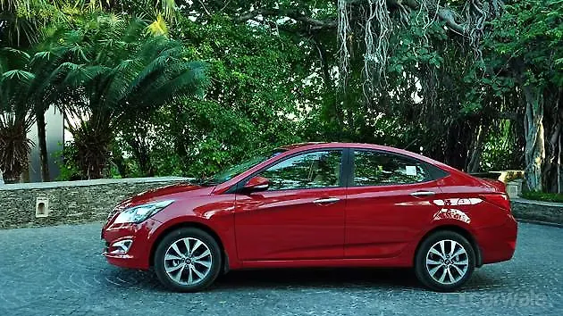 Fluidic Verna 4S [2015-2016] Dashboard Image, Fluidic Verna 4S [2015 ...