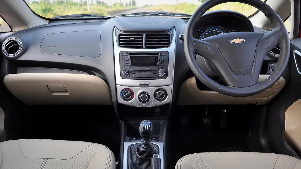 Chevrolet Sail Hatchback Photo, Chevrolet Sail Interior Image - CarWale