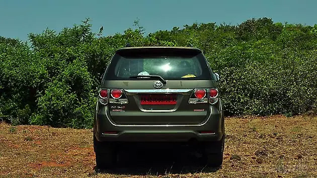 Fortuner [2012-2016] Front View Image, Fortuner [2012-2016] Photos in ...