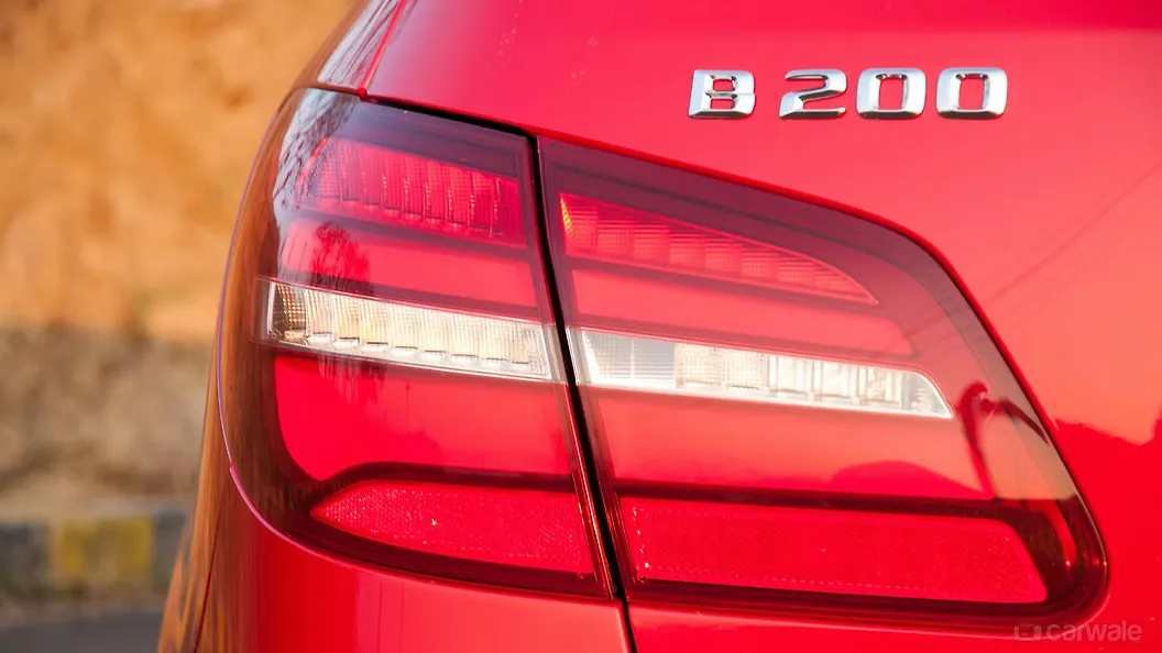 B-Class Tail Lamps Image, B-Class Photos in India - CarWale