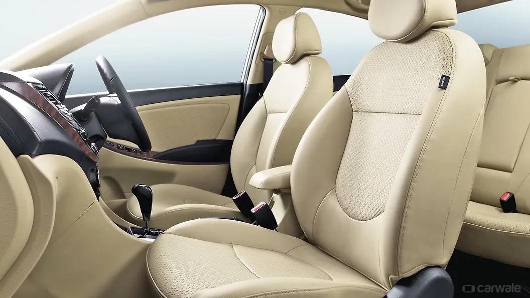 Fluidic Verna 4S [2015-2016] Rear View Image, Fluidic Verna 4S [2015 ...