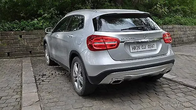 GLA [2014-2017] Rear View Image, GLA [2014-2017] Photos in India - CarWale