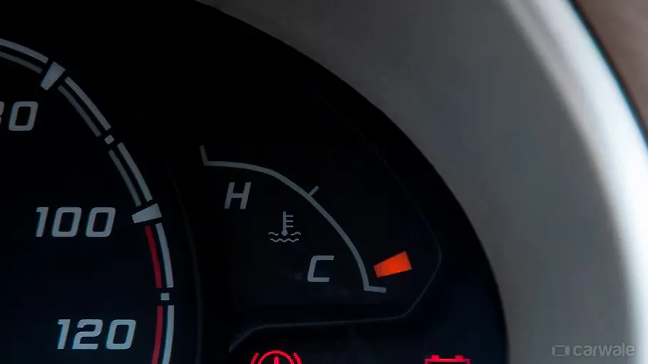 Nano Instrument Panel Image, Nano Photos in India - CarWale