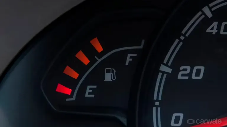 Nano Instrument Panel Image, Nano Photos in India - CarWale