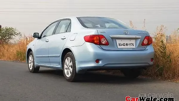 Corolla Altis [2011-2014] Rear View Image, Corolla Altis [2011-2014 ...