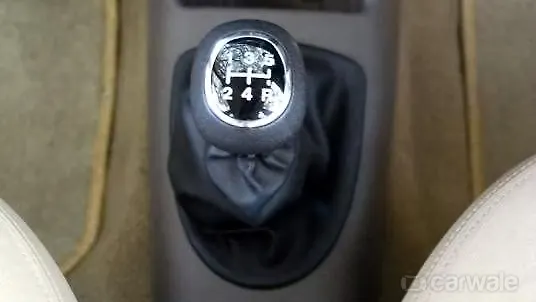 Ikon Wheels-Tyres Image, Ikon Photos in India - CarWale