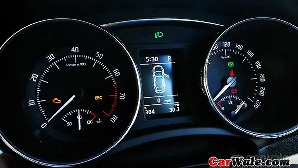 Superb [2009-2014] Instrument Panel Image, Superb [2009-2014] Photos in ...